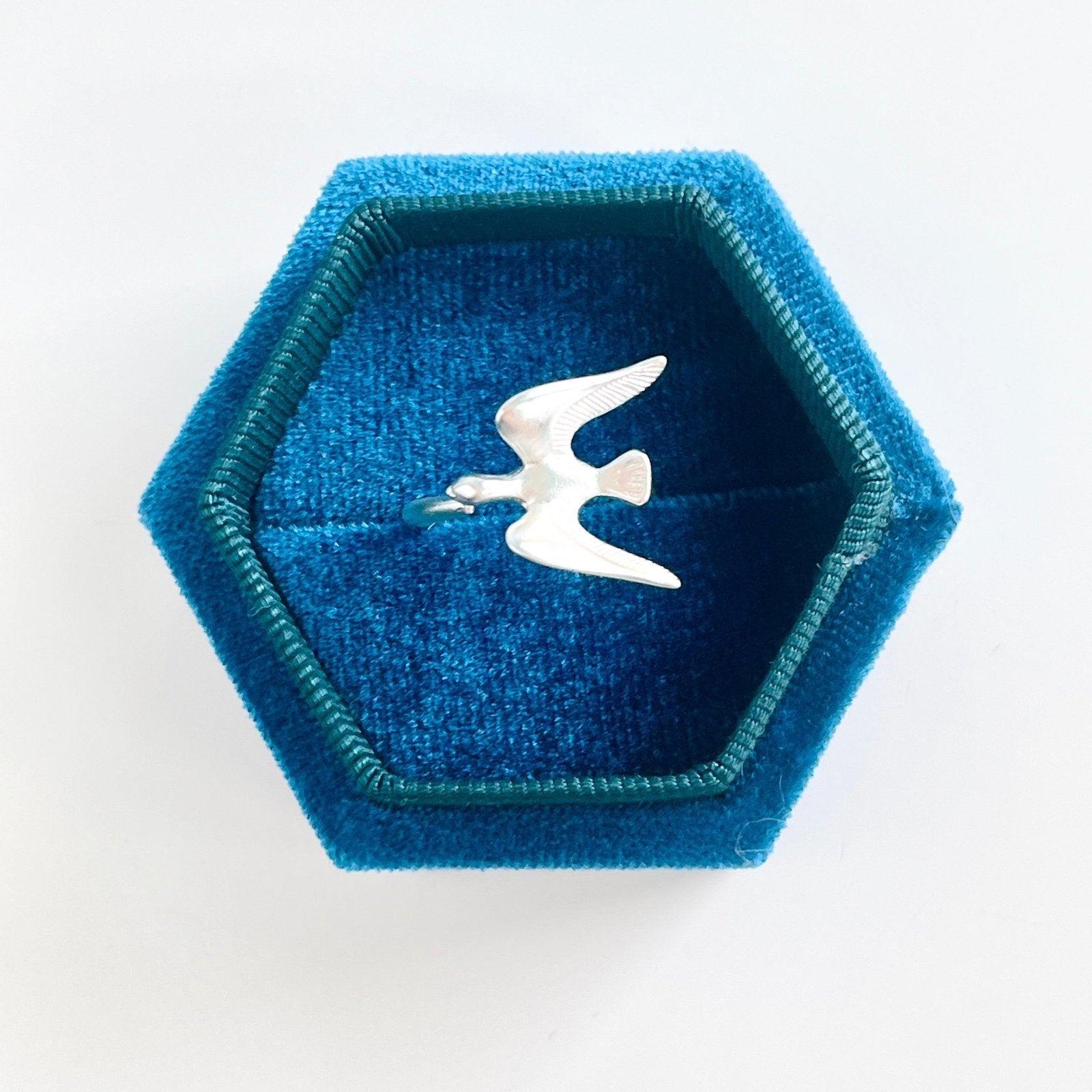 Silvery Seagull Ring – Natural Bunny Accessories